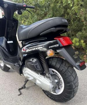 Yamaha Booster 2006 in Kaunas, with an engine capacity of 49.00 L and mileage of 8 thousand km for 1799 €, photo 5 on AUTOMOTO.COM.LV