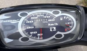 Yamaha Booster 2006 in Kaunas, with an engine capacity of 49.00 L and mileage of 8 thousand km for 1799 €, photo 7 on AUTOMOTO.COM.LV
