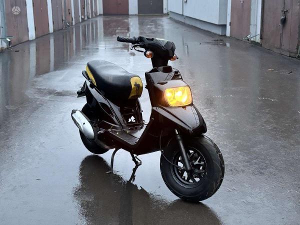 Yamaha Booster 2011 Viļņa, ar dzinēja tilpumu 50.00 L un nobraukumu 30 tūkst. km par 1000 €, foto 1 vietnē AUTOMOTO.COM.LV