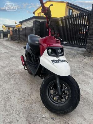 Yamaha Booster 2014 in Kaunas, with an engine capacity of 0.05 L and mileage of 11 thousand km for 1350 €, photo  on AUTOMOTO.COM.LV