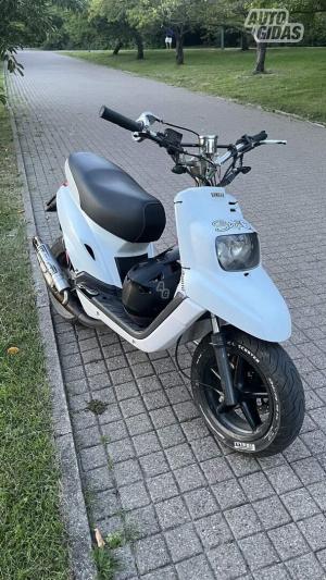 Balts Yamaha Booster 2012 Viļņa, ar dzinēja tilpumu 0.05 L un nobraukumu 7 tūkst. km par 1700 €, foto 1 vietnē AUTOMOTO.COM.LV