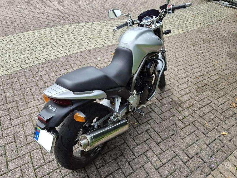 Yamaha BT 1100 2002 in Vilnius, with an engine capacity of 1.06 L and mileage of 20 thousand km for 2950 €, photo 5 on AUTOMOTO.COM.LV