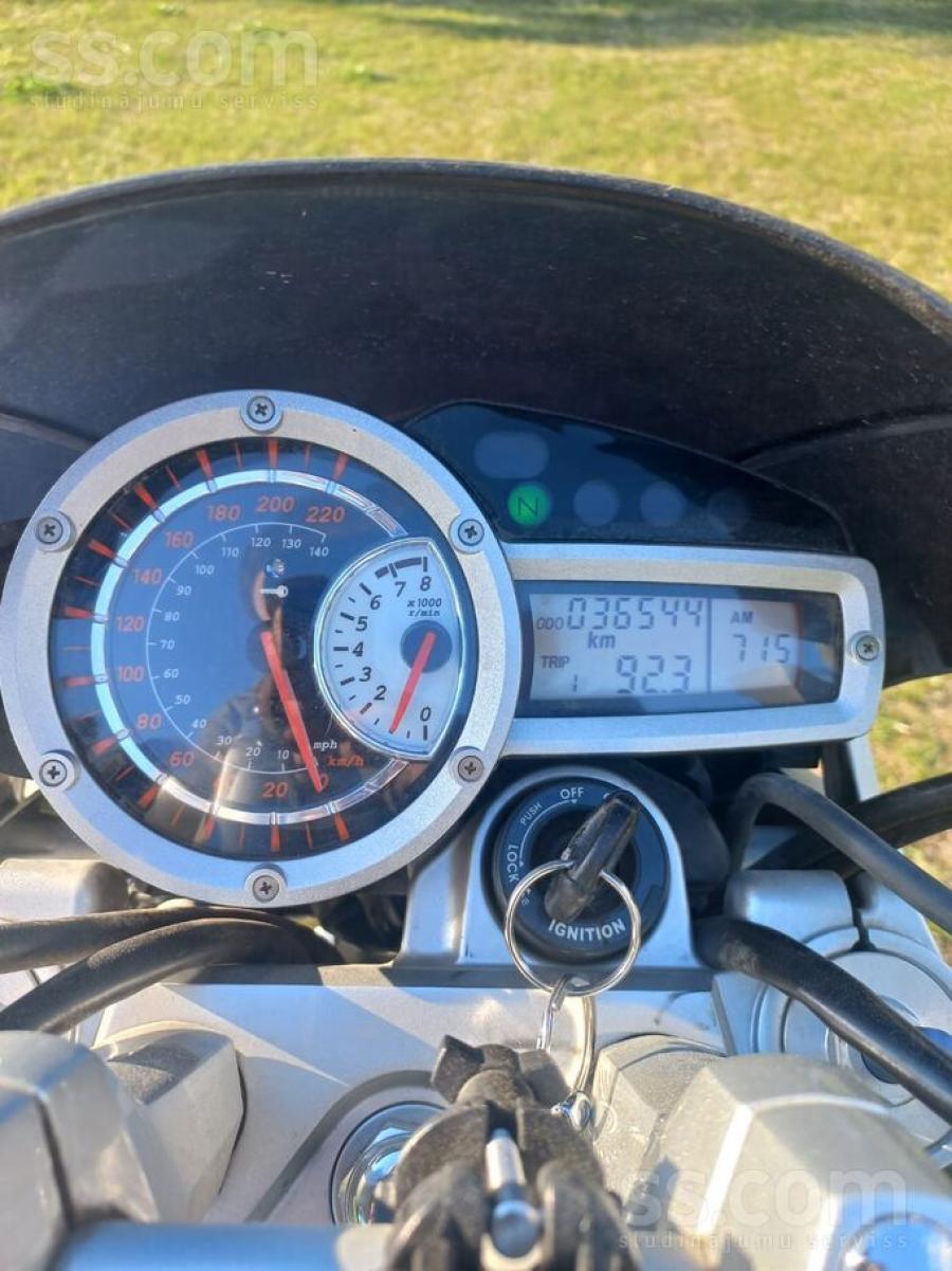 Ямаха BT 1100 2005 в Бауска, объемом двигателя 1.10 л и пробегом 0 тыс. км за 3250 €, фото 4 на AUTOMOTO.COM.LV