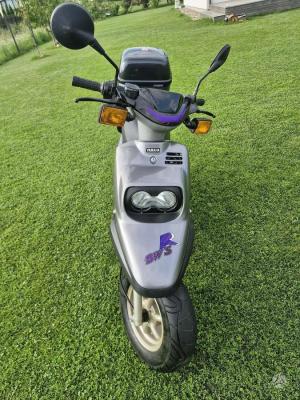 Violet Yamaha BWS 1997 in Vilnius, with an engine capacity of 49.00 L and mileage of 30 thousand km for 1150 €, photo 3 on AUTOMOTO.COM.LV