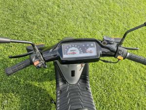 Violet Yamaha BWS 1997 in Vilnius, with an engine capacity of 49.00 L and mileage of 30 thousand km for 1150 €, photo 10 on AUTOMOTO.COM.LV