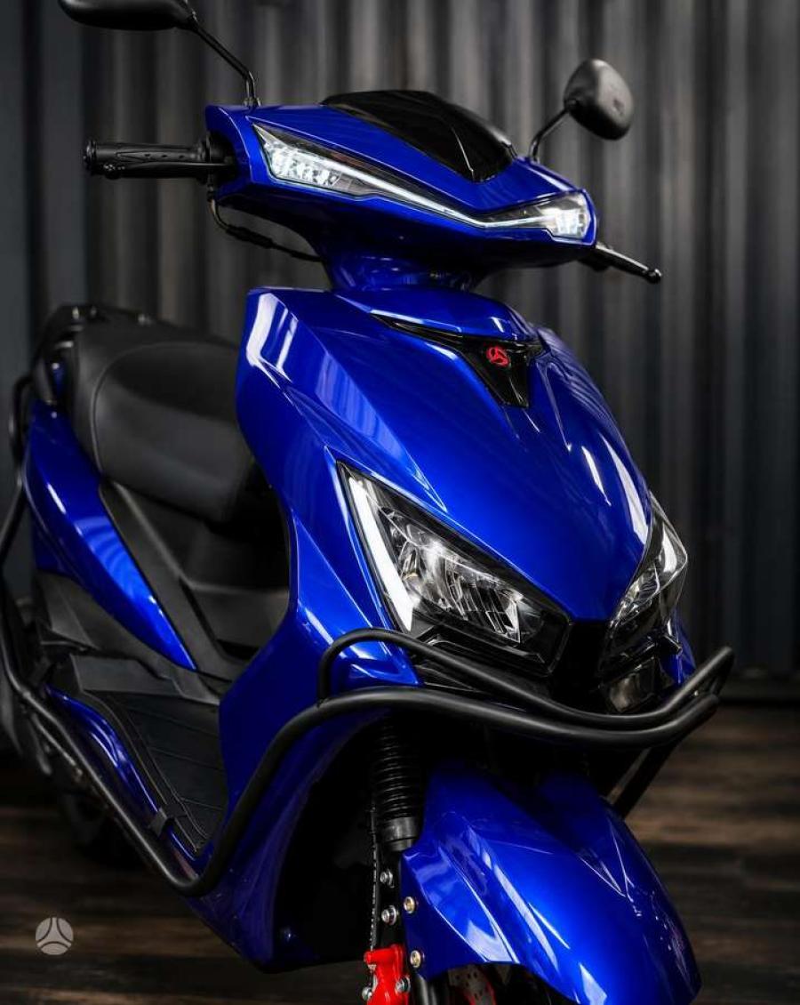 Blue Yamaha Cygnus 2026 in Ukmerge, with an engine capacity of 49.00 L and mileage of 0 thousand km for 1350 €, photo 4 on AUTOMOTO.COM.LV