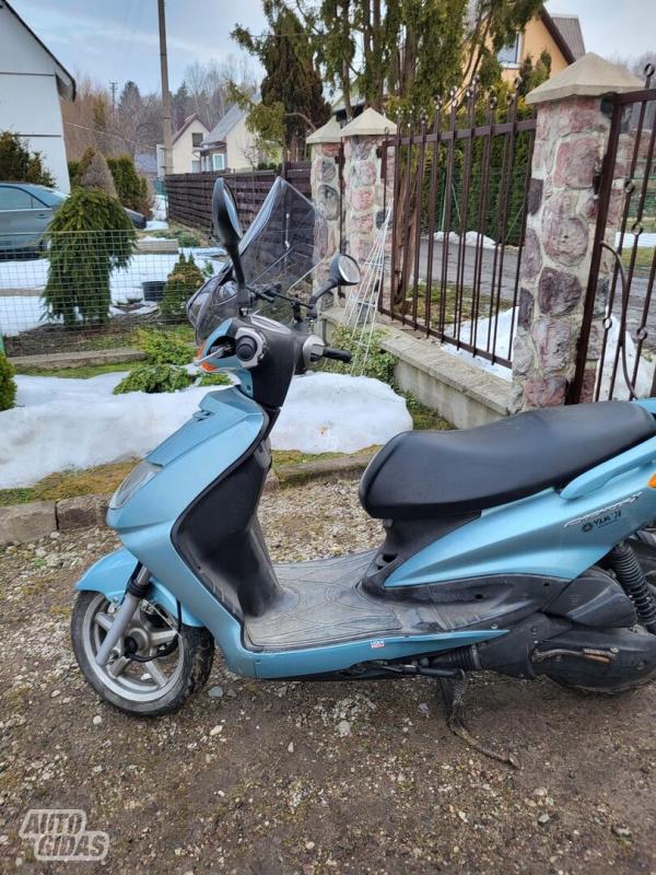 Grey Yamaha Cygnus 2006 in Klaipeda, with an engine capacity of 0.13 L and mileage of 30 thousand km for 525 €, photo 1 on AUTOMOTO.COM.LV
