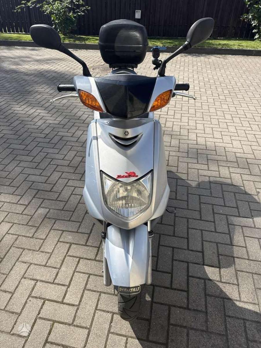 Yamaha Cygnus 2005 in Vilnius, with an engine capacity of 0.13 L and mileage of 67 thousand km for 950 €, photo 4 on AUTOMOTO.COM.LV