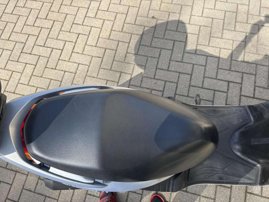 Yamaha Cygnus 2005 in Vilnius, with an engine capacity of 0.13 L and mileage of 67 thousand km for 950 €, photo 7 on AUTOMOTO.COM.LV