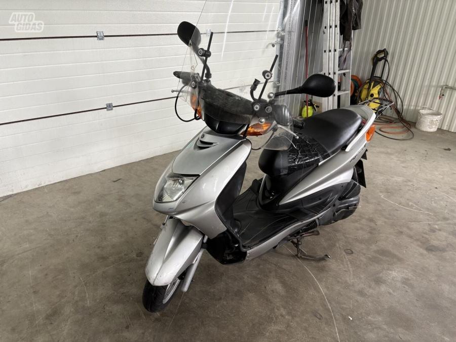 Yamaha Cygnus 2006 Kelmė, ar dzinēja tilpumu 0.13 L un nobraukumu 0 tūkst. km par 415 €, foto 1 vietnē AUTOMOTO.COM.LV