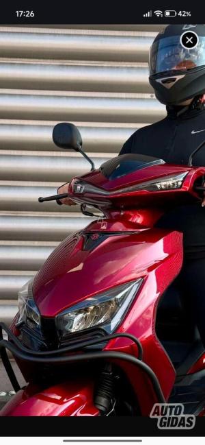 Sarkans Yamaha Cygnus 2026 Viļņa, ar dzinēja tilpumu 0.05 L un nobraukumu 0 tūkst. km par 1100 €, foto 6 vietnē AUTOMOTO.COM.LV