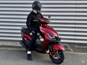 Red Yamaha Cygnus 2026 in Druskininkai, with an engine capacity of 49.00 L and mileage of 0 thousand km for 1350 €, photo  on AUTOMOTO.COM.LV