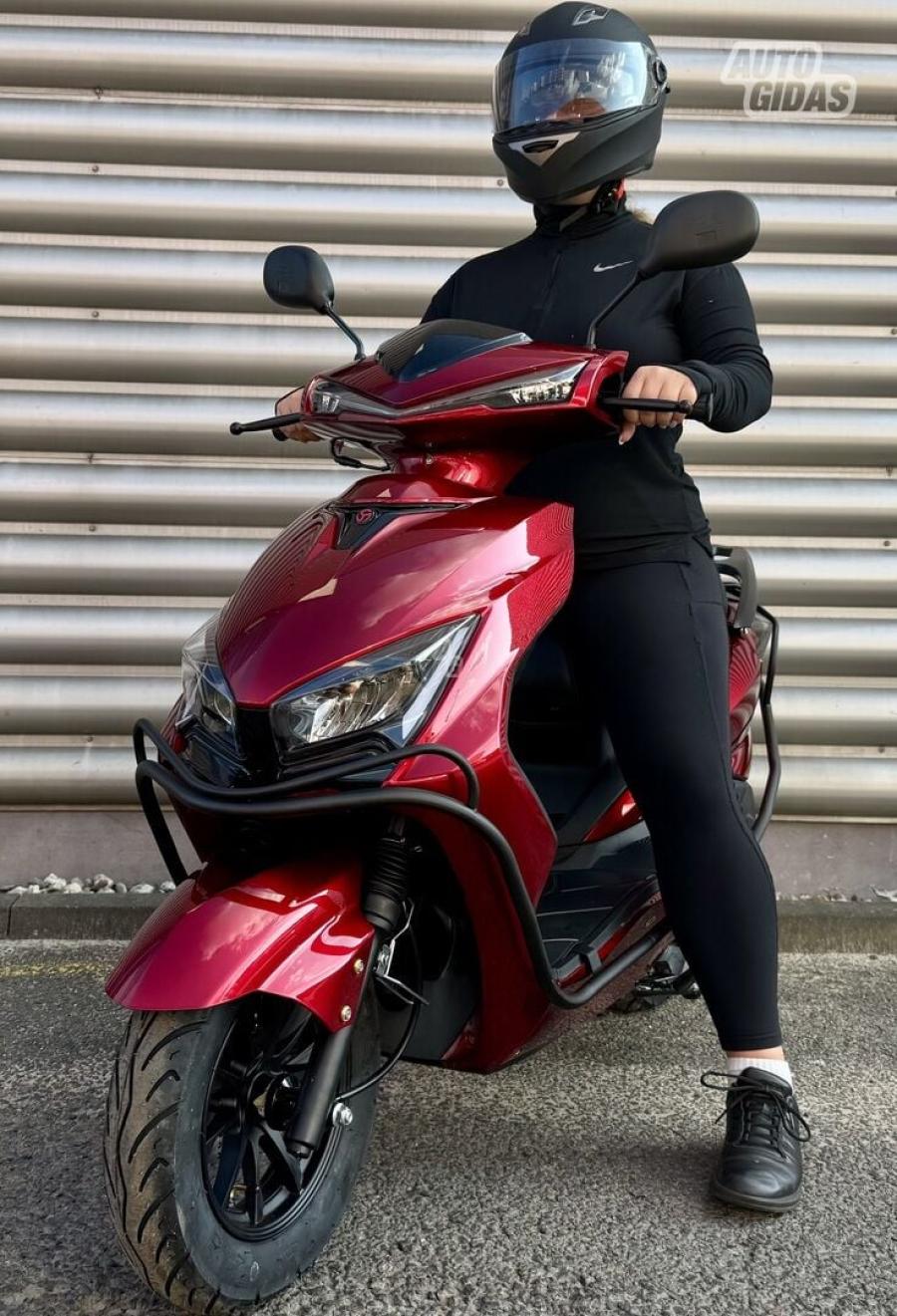 Red Yamaha Cygnus 2026 in Vilnius, with an engine capacity of 0.05 L and mileage of 0 thousand km for 1350 €, photo 4 on AUTOMOTO.COM.LV