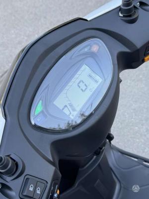 Balts Yamaha Cygnus 2026 Viļņa, ar dzinēja tilpumu 49.00 L un nobraukumu 0 tūkst. km par 1350 €, foto 5 vietnē AUTOMOTO.COM.LV