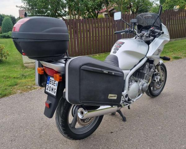 Grey Yamaha Diversion 2003 in Prienai, with an engine capacity of 0.90 L and mileage of 38 thousand km for 2700 €, photo 5 on AUTOMOTO.COM.LV