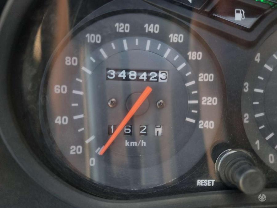 Pelēks Yamaha Diversion 2003 Prienai, ar dzinēja tilpumu 0.90 L un nobraukumu 38 tūkst. km par 2700 €, foto 12 vietnē AUTOMOTO.COM.LV