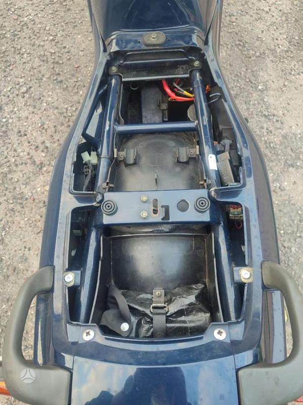 Yamaha Diversion 2004 Šilutė, ar dzinēja tilpumu 0.90 L un nobraukumu 42 tūkst. km par 1300 €, foto 10 vietnē AUTOMOTO.COM.LV