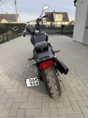 Melns Yamaha Drag Star 1997 Vilkaviškis, ar dzinēja tilpumu 0.65 L un nobraukumu 0 tūkst. km par 2500 €, foto 5 vietnē AUTOMOTO.COM.LV