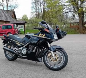 Black Yamaha FJ 1200 1988 in Vilkaviskis, with an engine capacity of 1.20 L and mileage of 45 thousand km for 2000 €, photo  on AUTOMOTO.COM.LV