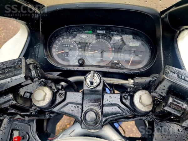 Yamaha FJ 1200 1992 in Riga, with an engine capacity of 1.20 L and mileage of 0 thousand km for 1780 €, photo 5 on AUTOMOTO.COM.LV
