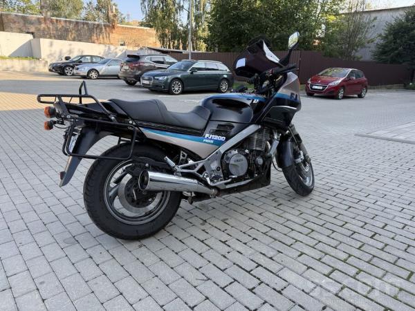Yamaha FJ 1200 1992 Rīga, ar dzinēja tilpumu 1.19 L un nobraukumu 0 tūkst. km par 2000 €, foto 4 vietnē AUTOMOTO.COM.LV