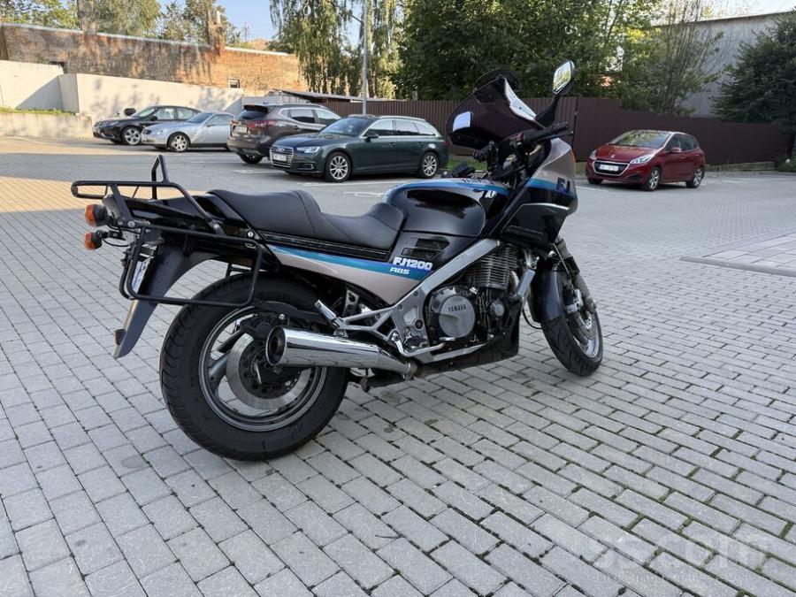 Ямаха FJ 1200 1992 в Рига, объемом двигателя 1.19 л и пробегом 0 тыс. км за 2000 €, фото 5 на AUTOMOTO.COM.LV