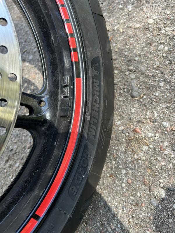 Melns Yamaha FJR 1300 2001 Klaipėda, ar dzinēja tilpumu 1.30 L un nobraukumu 76 tūkst. km par 3500 €, foto 8 vietnē AUTOMOTO.COM.LV