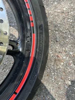 Черный Ямаха FJR 1300 2001 в Клайпеда, объемом двигателя 1.30 л и пробегом 76 тыс. км за 3500 €, фото 9 на AUTOMOTO.COM.LV