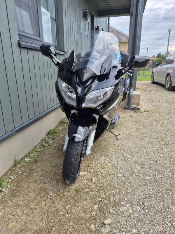 Черный Ямаха FJR 1300 2013 в Куршенай, объемом двигателя 1.30 л и пробегом 47 тыс. км за 7500 €, фото 7 на AUTOMOTO.COM.LV