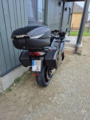 Черный Ямаха FJR 1300 2013 в Куршенай, объемом двигателя 1.30 л и пробегом 47 тыс. км за 7500 €, фото 10 на AUTOMOTO.COM.LV