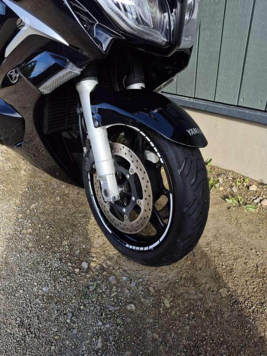 Черный Ямаха FJR 1300 2013 в Куршенай, объемом двигателя 1.30 л и пробегом 47 тыс. км за 7500 €, фото 12 на AUTOMOTO.COM.LV