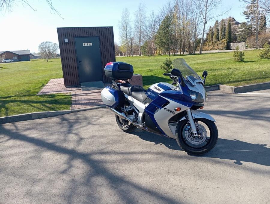 Blue Yamaha FJR 1300 2001 in Palanga, with an engine capacity of 1.30 L and mileage of 58 thousand km for 3650 €, photo 1 on AUTOMOTO.COM.LV