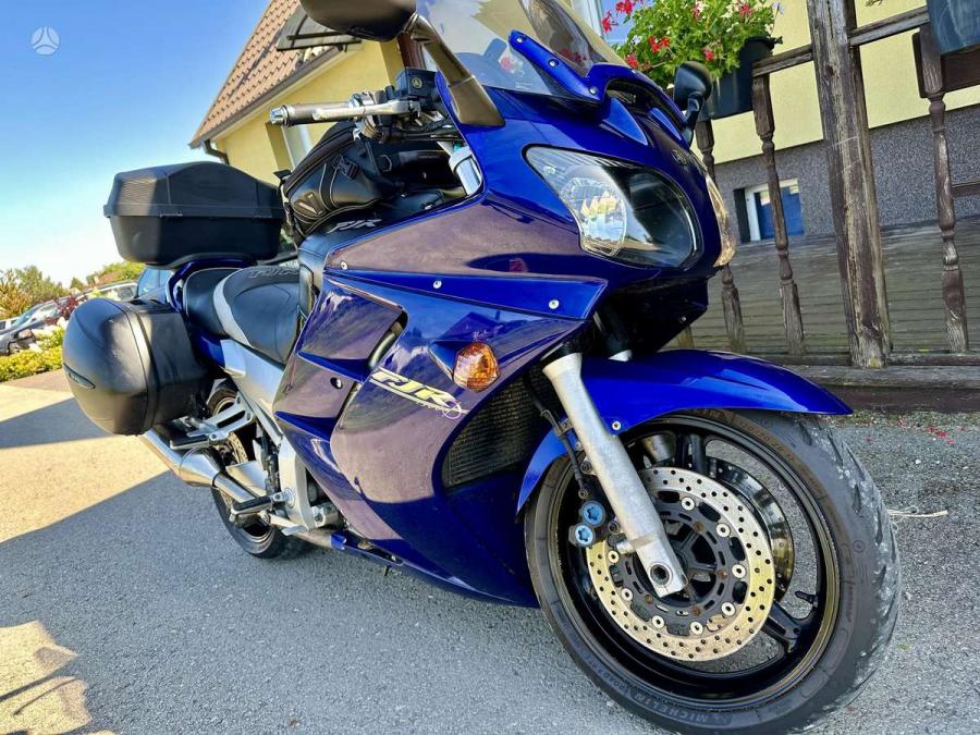 Zils Yamaha FJR 1300 2001 Elektrėnai, ar dzinēja tilpumu 1.30 L un nobraukumu 79 tūkst. km par 2585 €, foto 1 vietnē AUTOMOTO.COM.LV