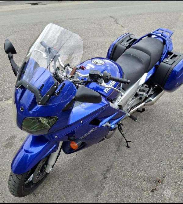 Blue Yamaha FJR 1300 2001 in Prienai, with an engine capacity of 1.30 L and mileage of 62 thousand km for 3250 €, photo 4 on AUTOMOTO.COM.LV
