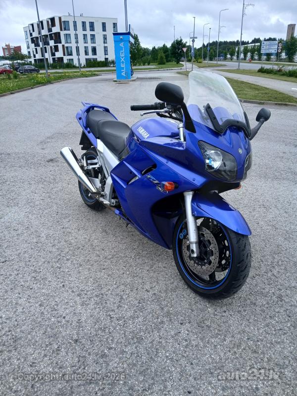 Синий Ямаха FJR 1300 2001 в Рапла, объемом двигателя 1.30 л и пробегом 43 тыс. км за 2900 €, фото 1 на AUTOMOTO.COM.LV