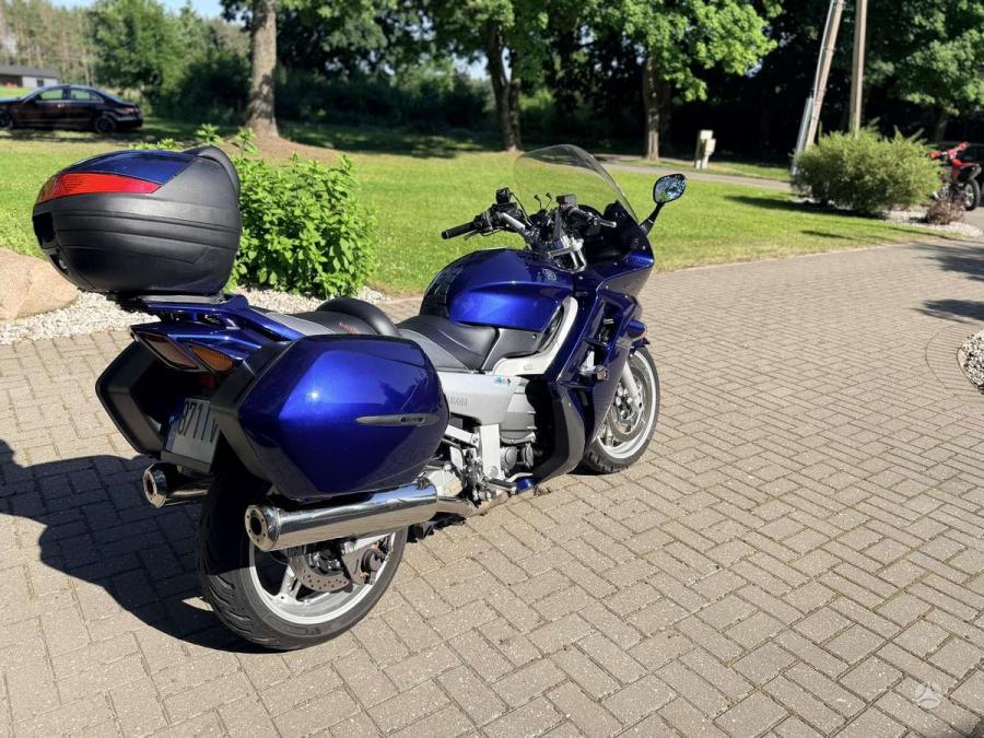 Blue Yamaha FJR 1300 2003 in Kaunas, with an engine capacity of 0.00 L and mileage of 72 thousand km for 3990 €, photo 4 on AUTOMOTO.COM.LV