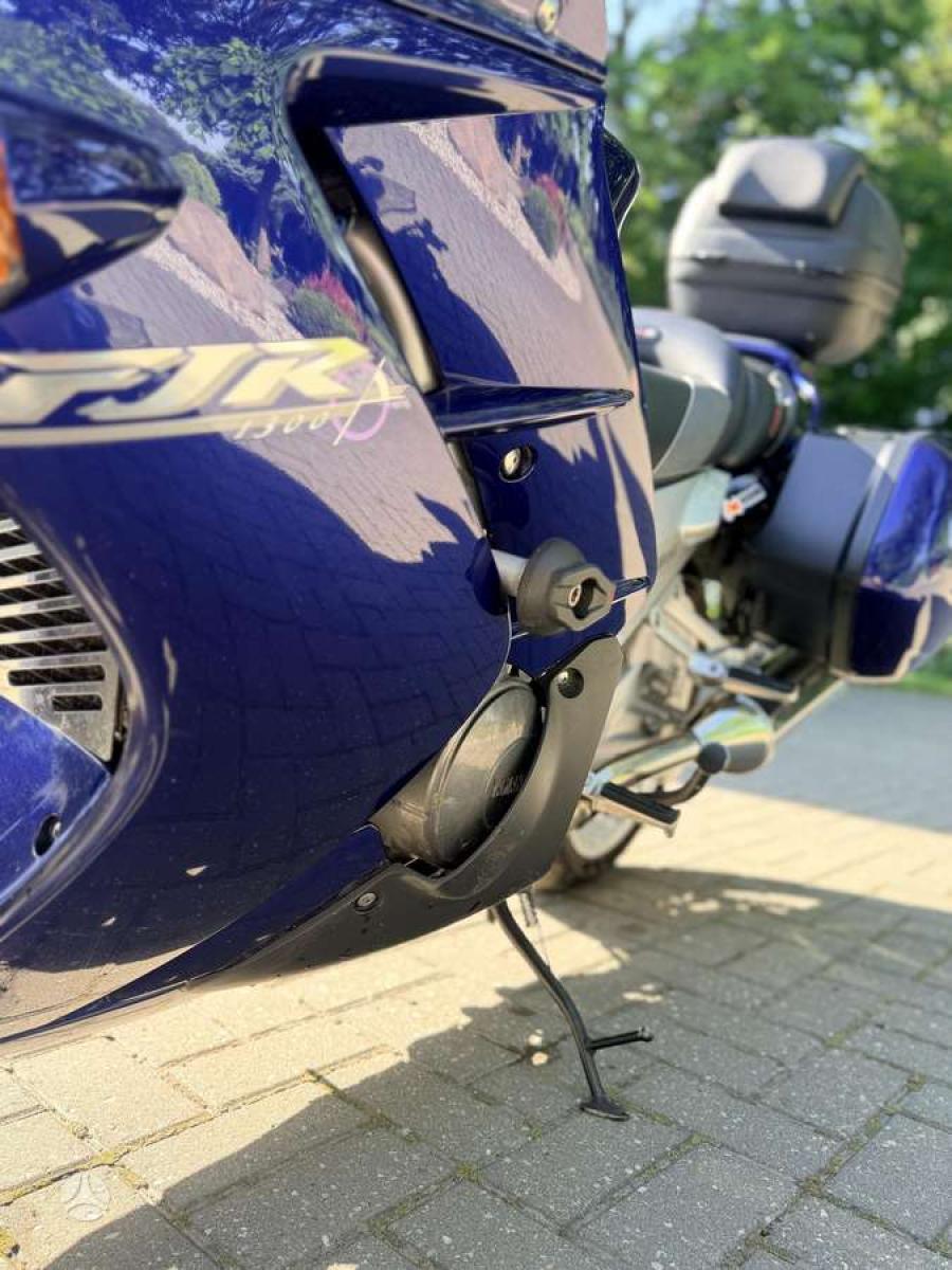 Blue Yamaha FJR 1300 2003 in Kaunas, with an engine capacity of 0.00 L and mileage of 72 thousand km for 3990 €, photo 12 on AUTOMOTO.COM.LV