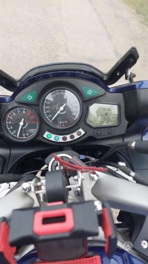 Zils Yamaha FJR 1300 2005 Vilkaviškis, ar dzinēja tilpumu 1.30 L un nobraukumu 96 tūkst. km par 2700 €, foto  vietnē AUTOMOTO.COM.LV