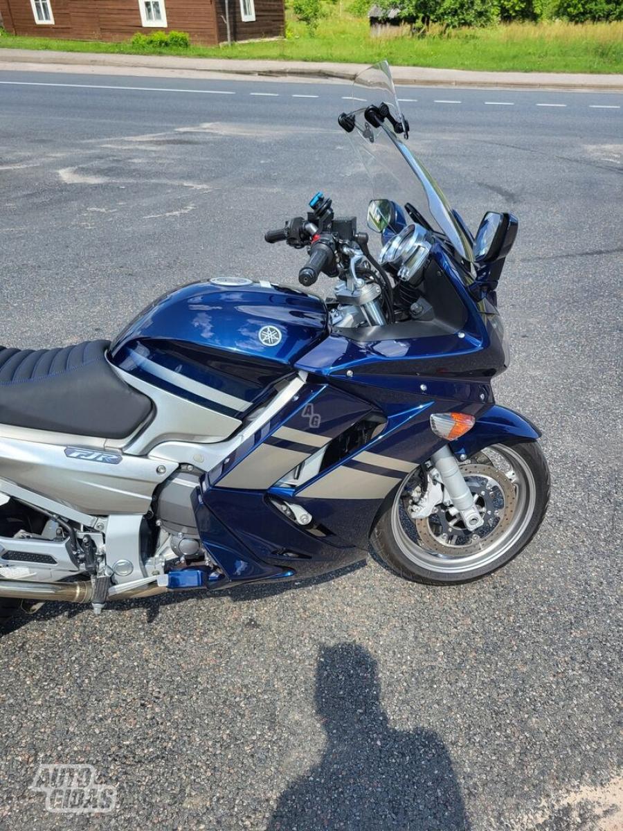 Blue Yamaha FJR 1300 2006 in Utena, with an engine capacity of 1.30 L and mileage of 57 thousand km for 7000 €, photo 5 on AUTOMOTO.COM.LV
