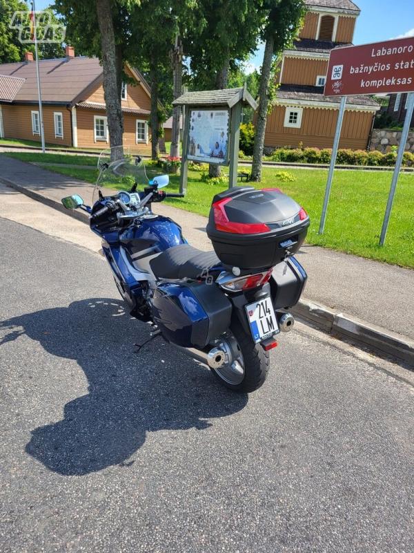 Blue Yamaha FJR 1300 2006 in Utena, with an engine capacity of 1.30 L and mileage of 57 thousand km for 7000 €, photo 9 on AUTOMOTO.COM.LV