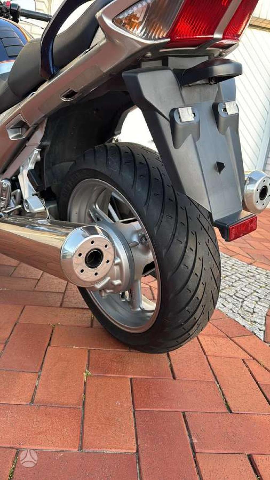 Синий Ямаха FJR 1300 2007 в Клайпеда, объемом двигателя 1.30 л и пробегом 38 тыс. км за 5800 €, фото 11 на AUTOMOTO.COM.LV
