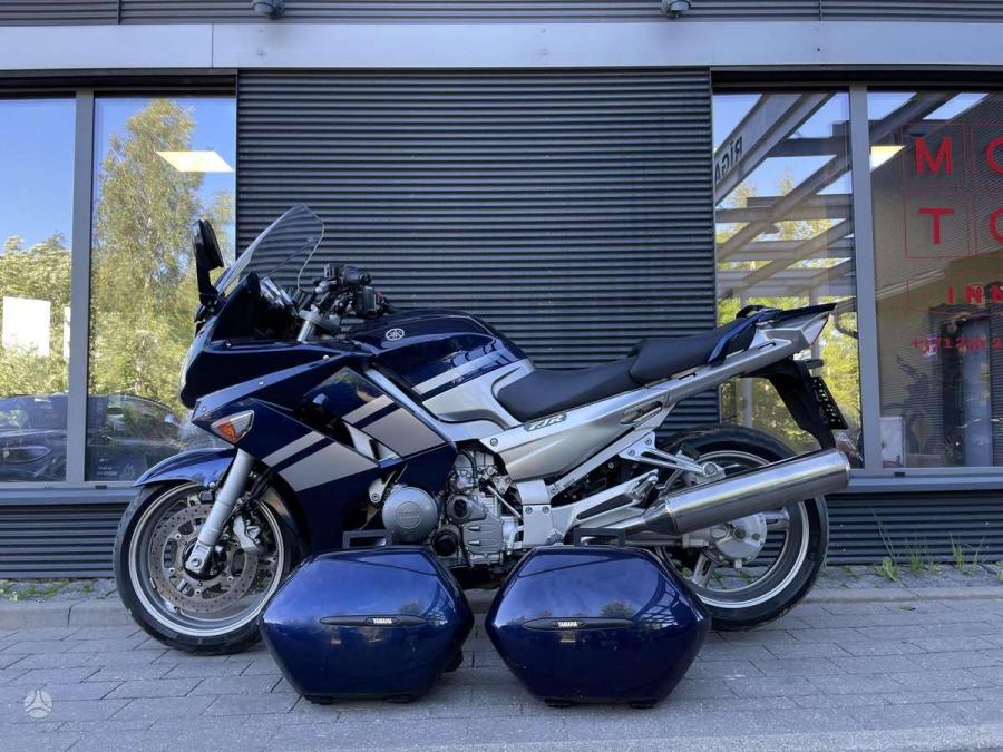 Zils Yamaha FJR 1300 2007 Rīga, ar dzinēja tilpumu 1.30 L un nobraukumu 41 tūkst. km par 4799 €, foto 3 vietnē AUTOMOTO.COM.LV