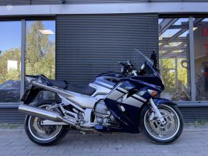 Zils Yamaha FJR 1300 2007 Rīga, ar dzinēja tilpumu 1.30 L un nobraukumu 41 tūkst. km par 4799 €, foto 6 vietnē AUTOMOTO.COM.LV
