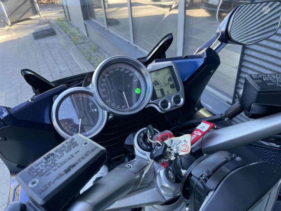 Zils Yamaha FJR 1300 2007 Rīga, ar dzinēja tilpumu 1.30 L un nobraukumu 41 tūkst. km par 4799 €, foto 8 vietnē AUTOMOTO.COM.LV