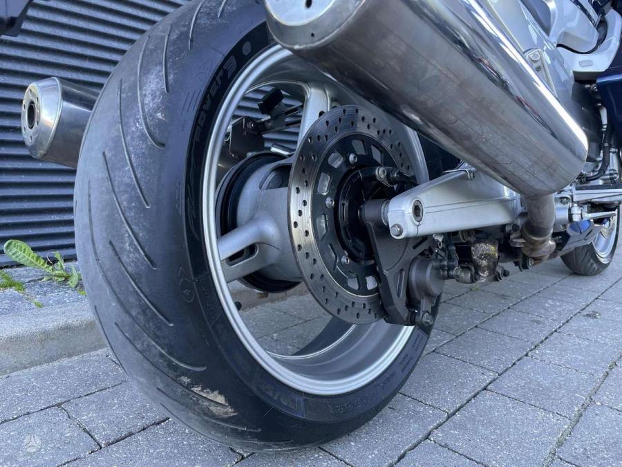 Zils Yamaha FJR 1300 2007 Rīga, ar dzinēja tilpumu 1.30 L un nobraukumu 41 tūkst. km par 4799 €, foto 15 vietnē AUTOMOTO.COM.LV