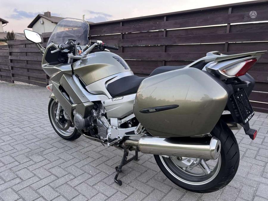 Brown Yamaha FJR 1300 2006 in Vilnius, with an engine capacity of 1.30 L and mileage of 36 thousand km for 5600 €, photo 7 on AUTOMOTO.COM.LV