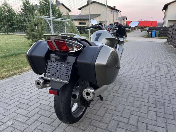 Brūns Yamaha FJR 1300 2006 Viļņa, ar dzinēja tilpumu 1.30 L un nobraukumu 36 tūkst. km par 5600 €, foto 9 vietnē AUTOMOTO.COM.LV
