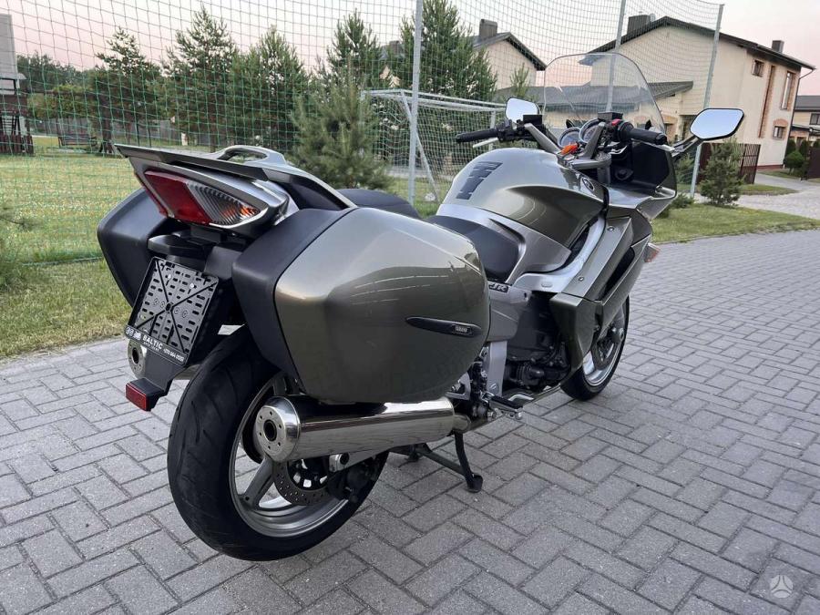 Brown Yamaha FJR 1300 2006 in Vilnius, with an engine capacity of 1.30 L and mileage of 36 thousand km for 5600 €, photo 11 on AUTOMOTO.COM.LV