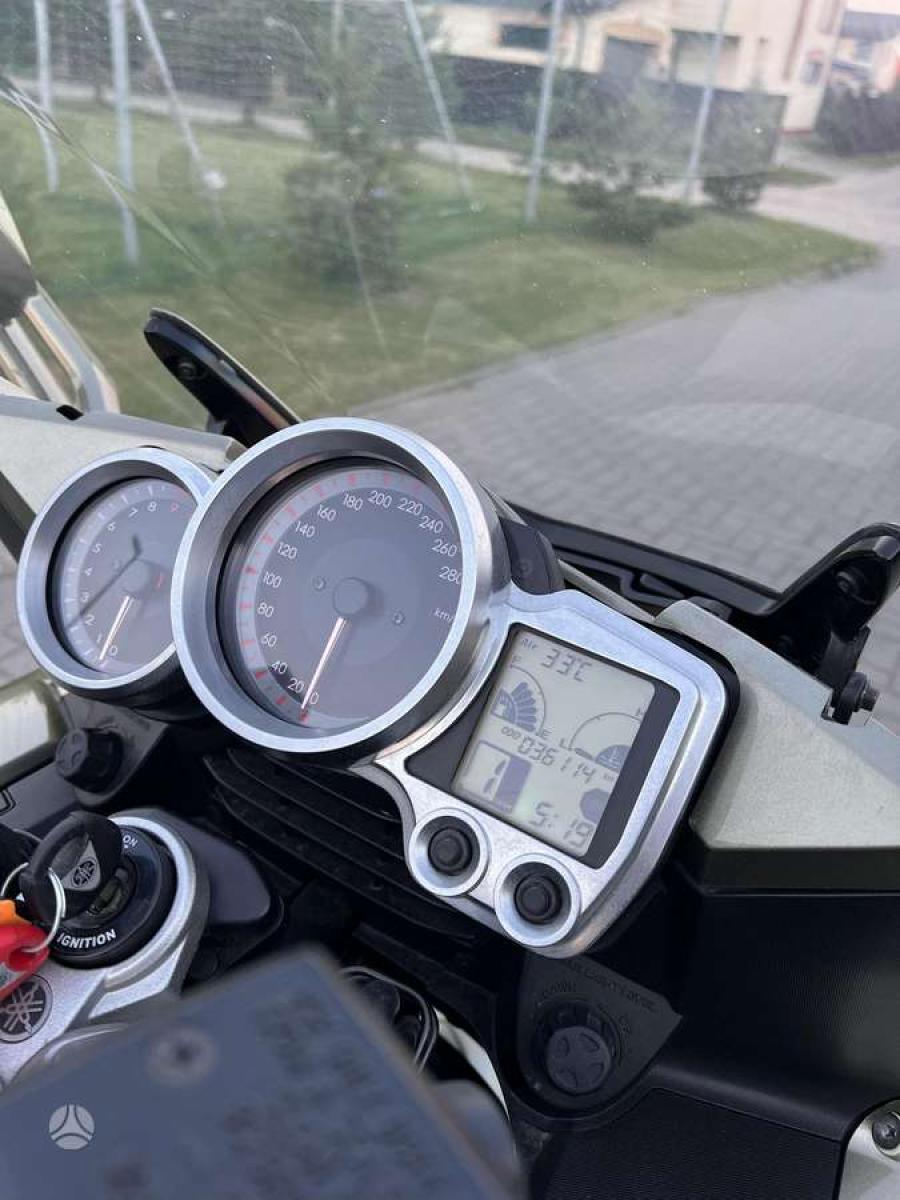 Brown Yamaha FJR 1300 2006 in Vilnius, with an engine capacity of 1.30 L and mileage of 36 thousand km for 5600 €, photo 20 on AUTOMOTO.COM.LV
