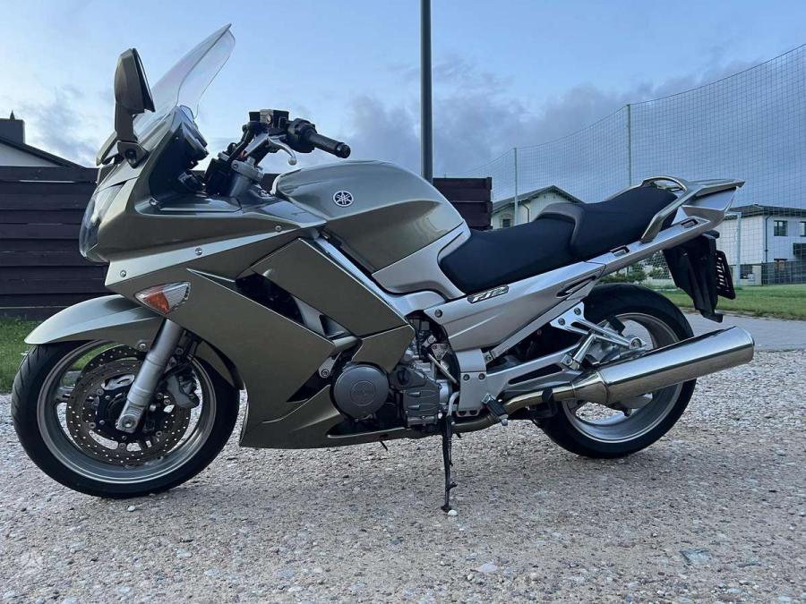 Brown Yamaha FJR 1300 2006 in Vilnius, with an engine capacity of 1.30 L and mileage of 36 thousand km for 5450 €, photo 5 on AUTOMOTO.COM.LV
